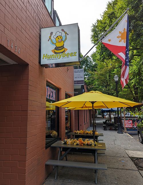 Hunny Beez - Portland Oregon Restaurant - HappyCow
