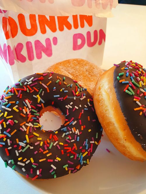 Dunkin' - Gustaf-Gründgens-Platz - Dusseldorf Bakery - HappyCow