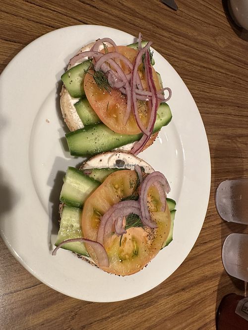 Clark Street Diner - Hollywood California Restaurant - HappyCow