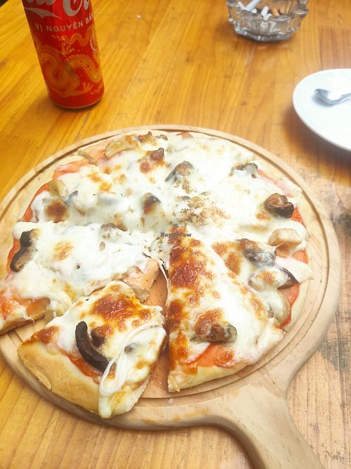 Halong Fancy Hotel And Restaurant - Ha Long Restaurant - HappyCow