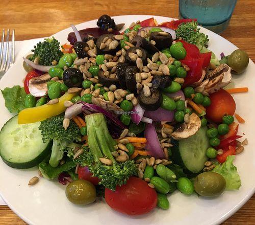 Q. Cumbers - Edina Minnesota Restaurant - HappyCow