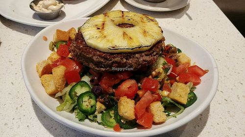 CLOSED: The Counter - Reston Virginia Restaurant - HappyCow