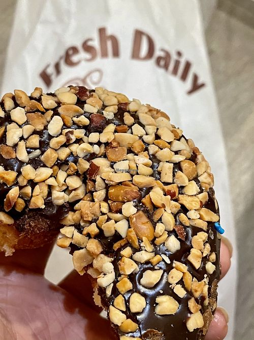 The Donuttery - Huntington Beach California Bakery - HappyCow