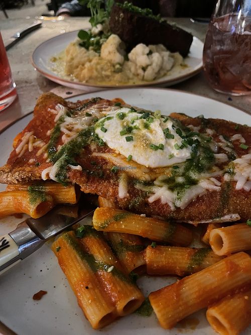 CLOSED: Birdie Lounge - West Hartford Connecticut Restaurant - HappyCow