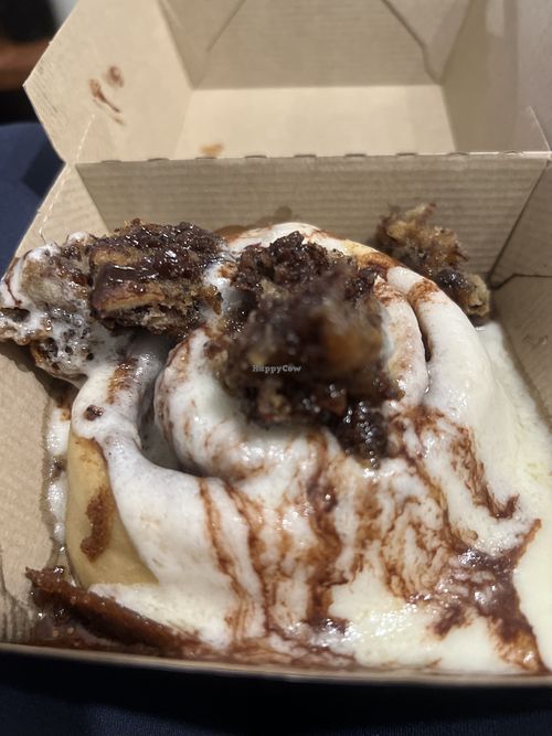 Cinnaholic - Columbus Georgia Bakery - HappyCow
