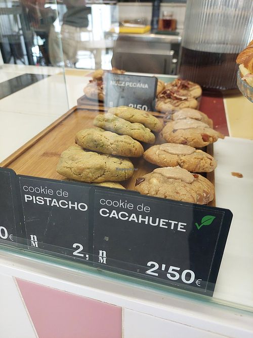 Novo Mundo - Madrid Bakery - HappyCow