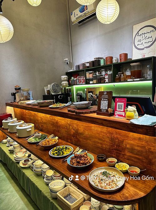 Hoa Gom Vegan House - Tiệm Thuần Chay Hoa Gốm - Da Nang Restaurant ...