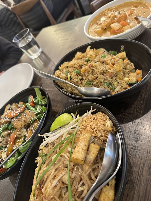 White Ginger Thai Restaurant - Olinda Victoria Restaurant - HappyCow