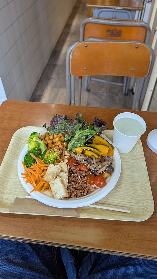 Vege DELI - ベジ - Osaka Coffee & Tea - HappyCow