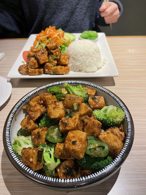 Mama Hong's - Burbank California Restaurant - HappyCow