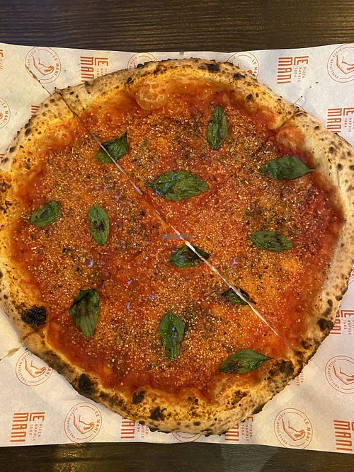 Le Mani Pizza Napoletana - Passo Fundo Restaurant - HappyCow
