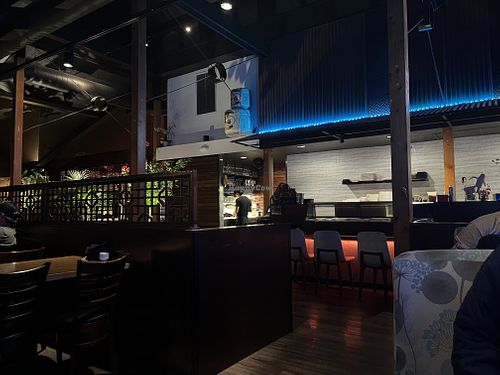 Chi Chinese & Sushi Bar - Bend Oregon Restaurant - HappyCow