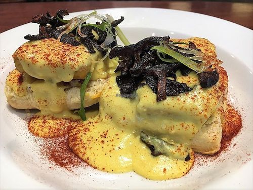 Reverie Cafe + Bar - Minneapolis Minnesota Restaurant - HappyCow