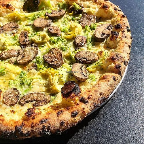 Krust Pizza Bar - Middletown Connecticut Restaurant - HappyCow