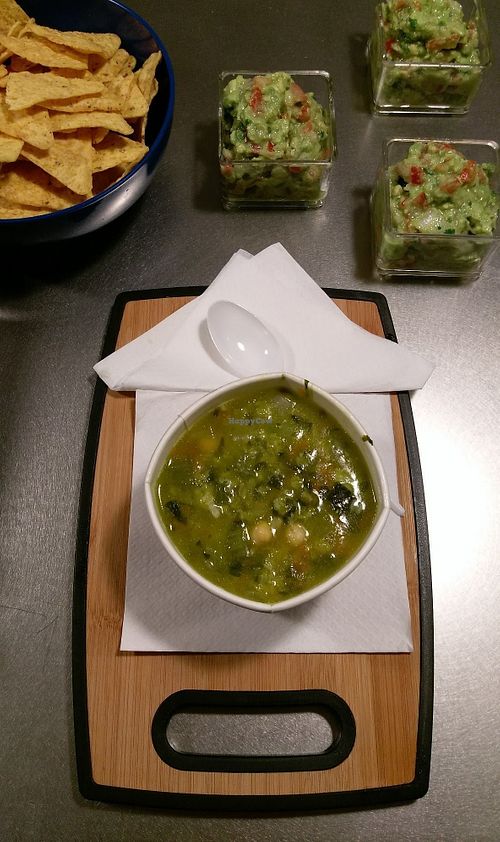 CLOSED: Moozen Smoothies - Barcelona Restaurant - HappyCow