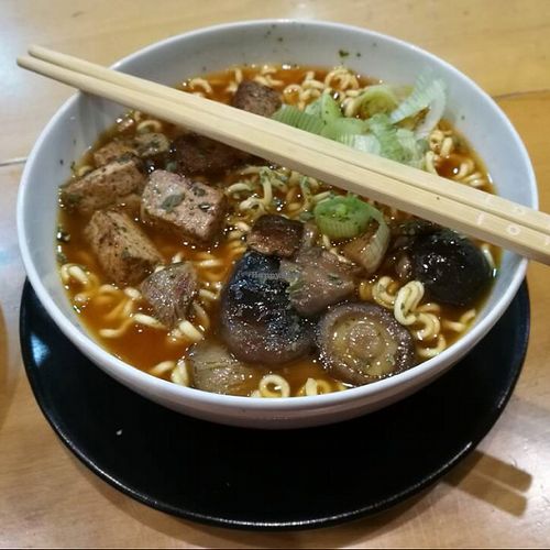 El Halcón Milenario - Caceres Restaurant - HappyCow