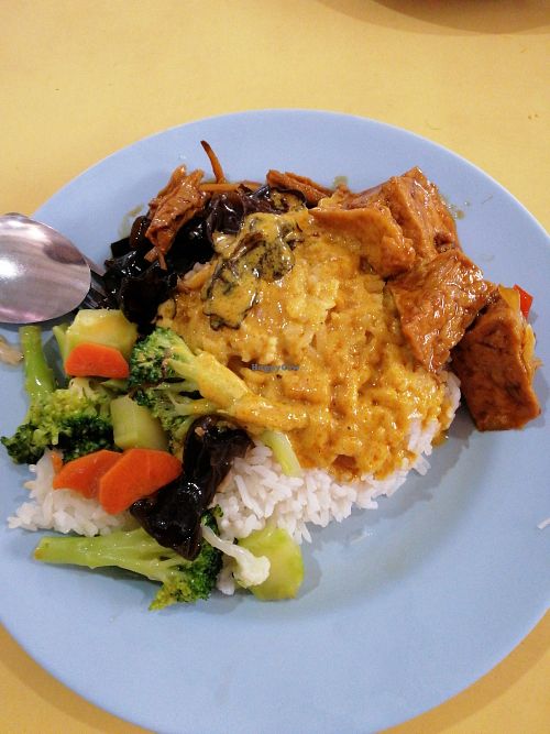 Ju Fu Yuan Vegetarian Delight 聚福缘素食 - Blk 162 AMK Ave 4 - Northeast ...